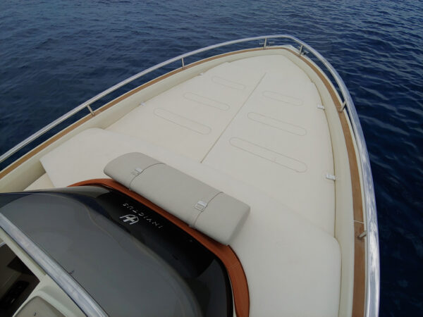 Invictus 280 GTS con una coppia di Suzuki da 200 cv: la prova in mare