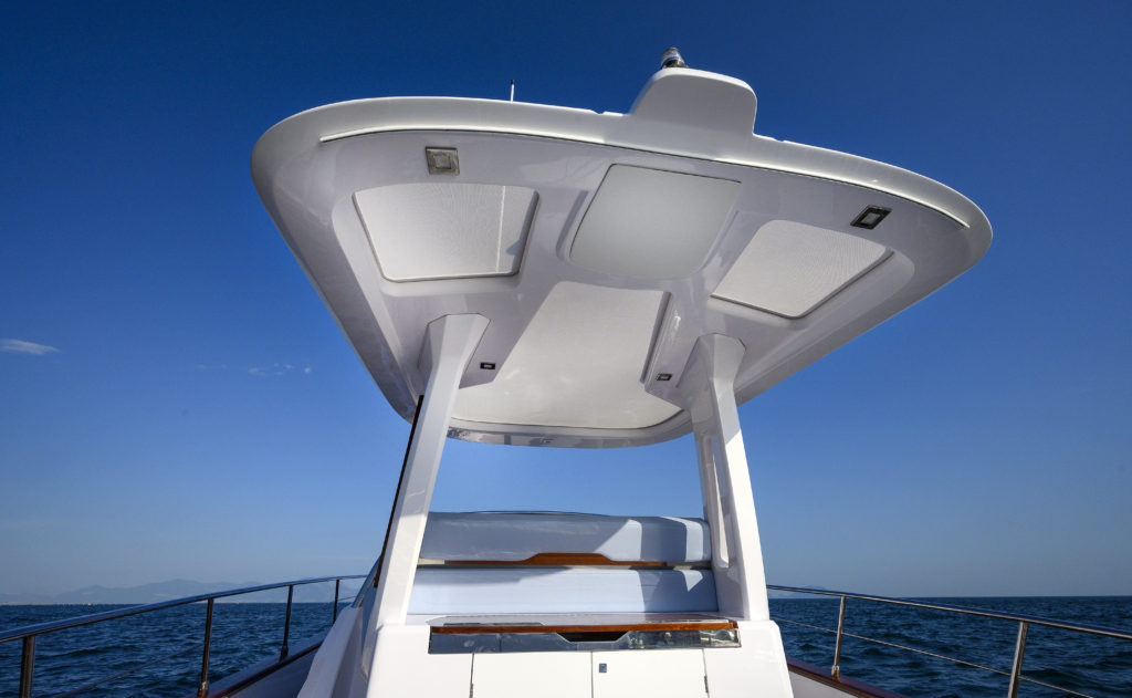 Libeccio 11 WA, il gozzo moderno del Cantiere Mimì