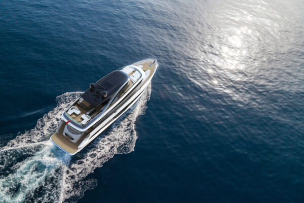 Princess Yachts X80 sulla scia del precedente open-living