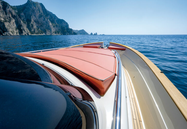 Apreamare Gozzo 35 Speedster: il primo gozzo nato per correre